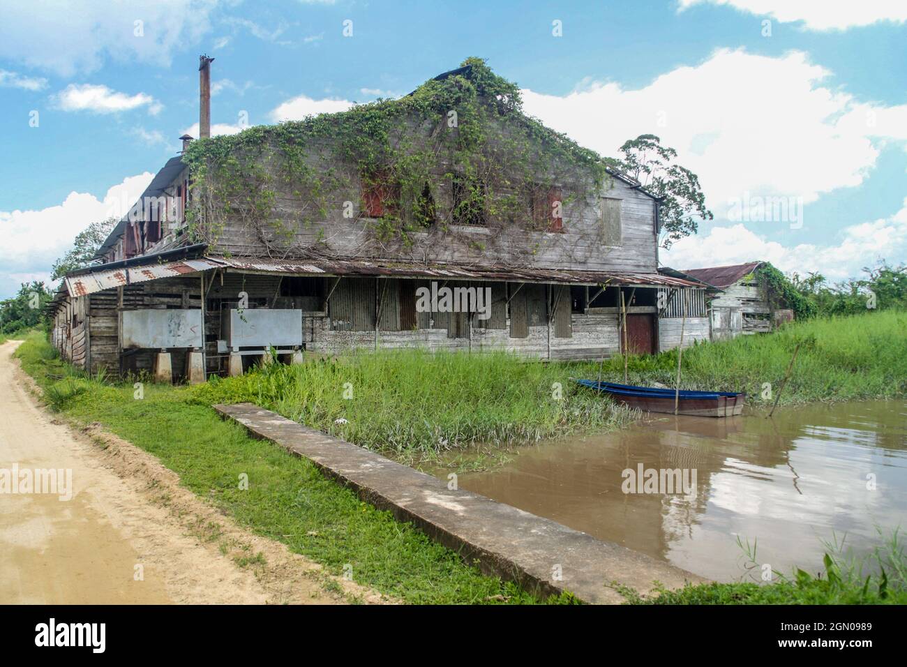 House at Peperpot plantation in Suriname Stock Photo - Alamy