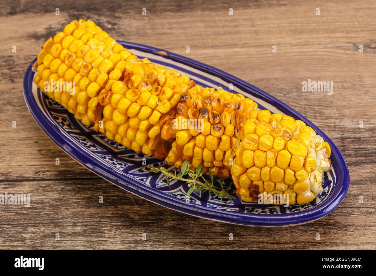 Grilled hot corn with oil and salt Stock Photo - Alamy