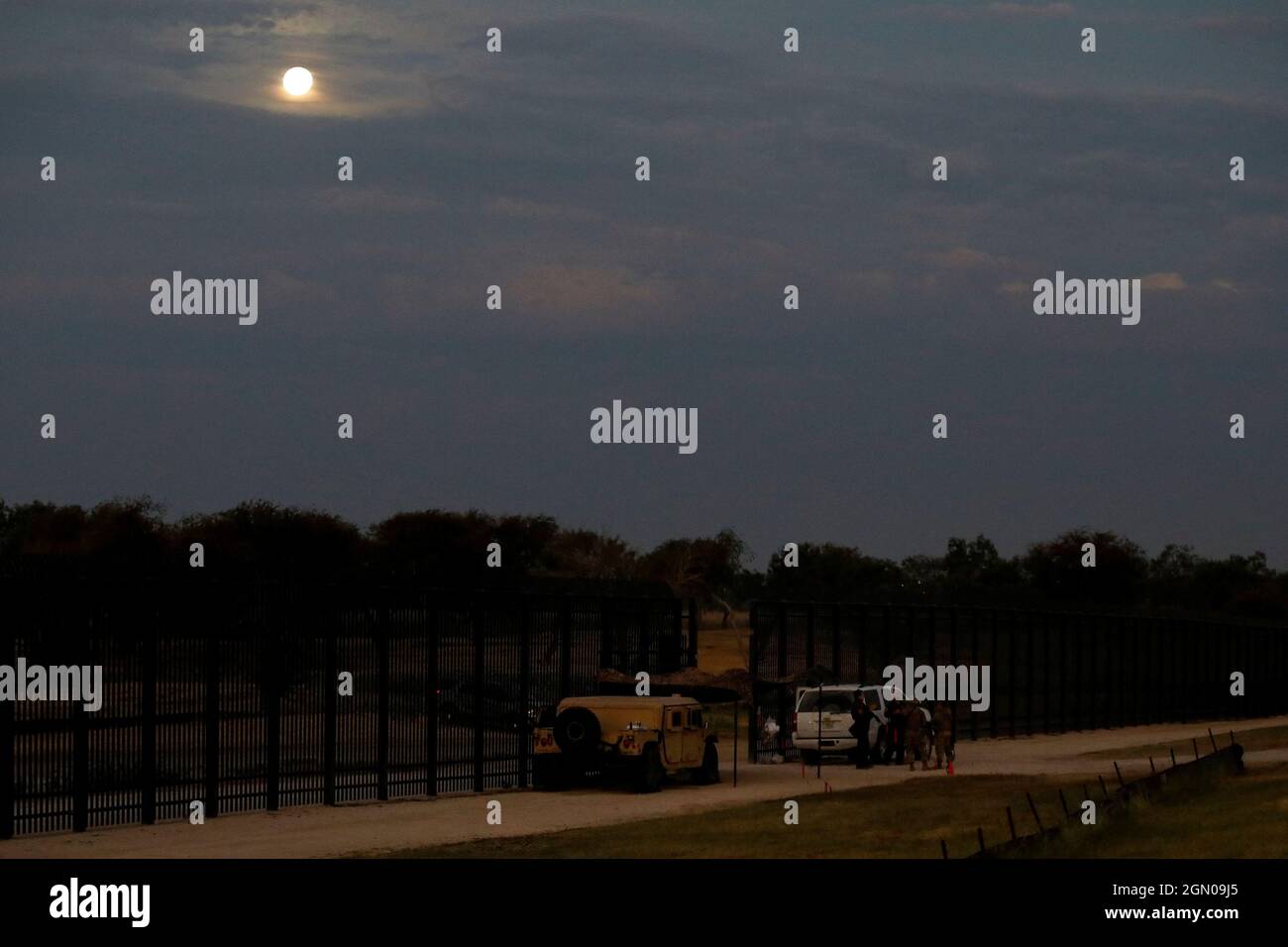 Immigration checkpoint texas hi-res stock photography and images - Alamy