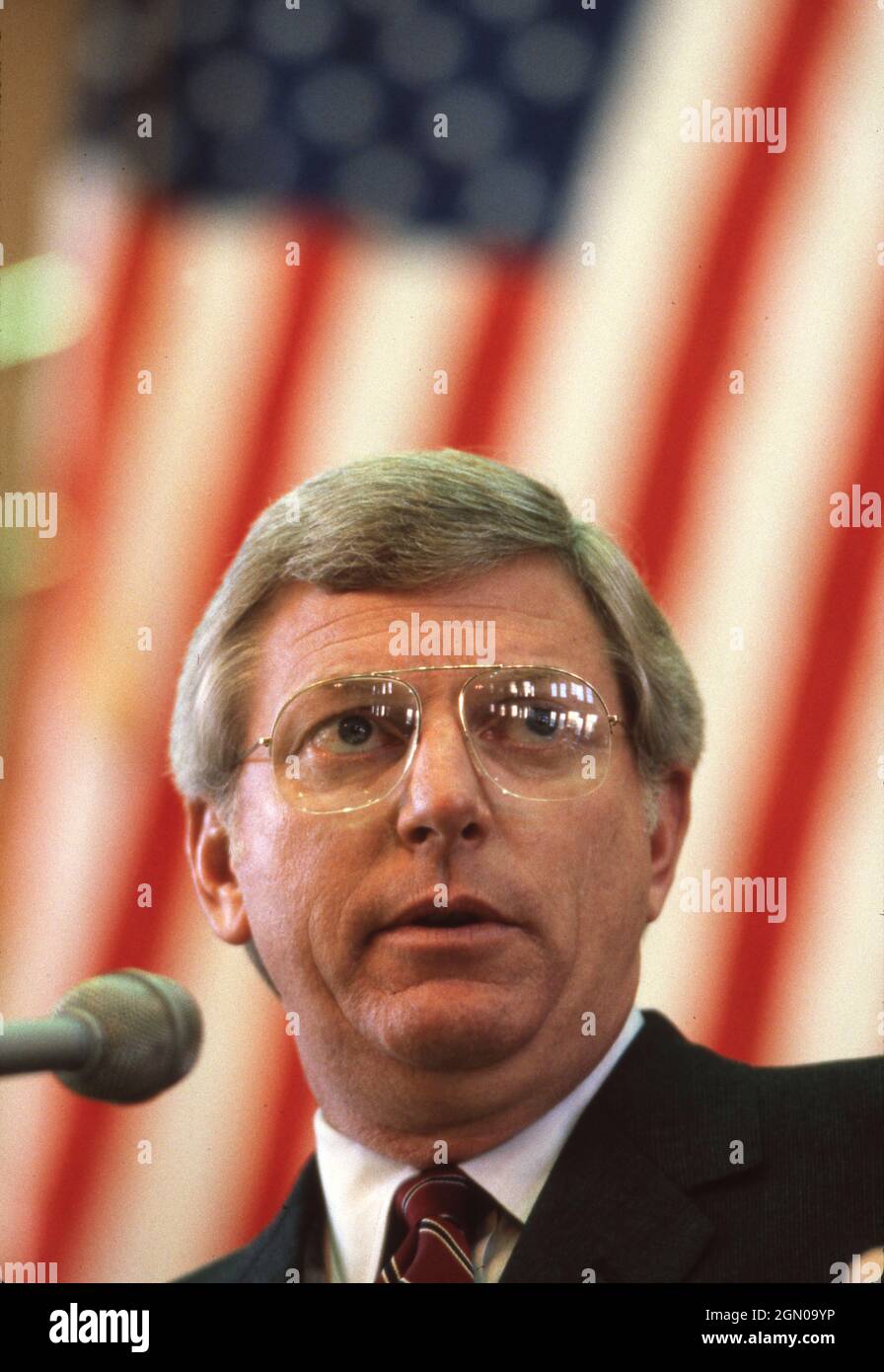 Austin Texas USA, circa 1985: Democratic Governor MARK WHITE performing ...