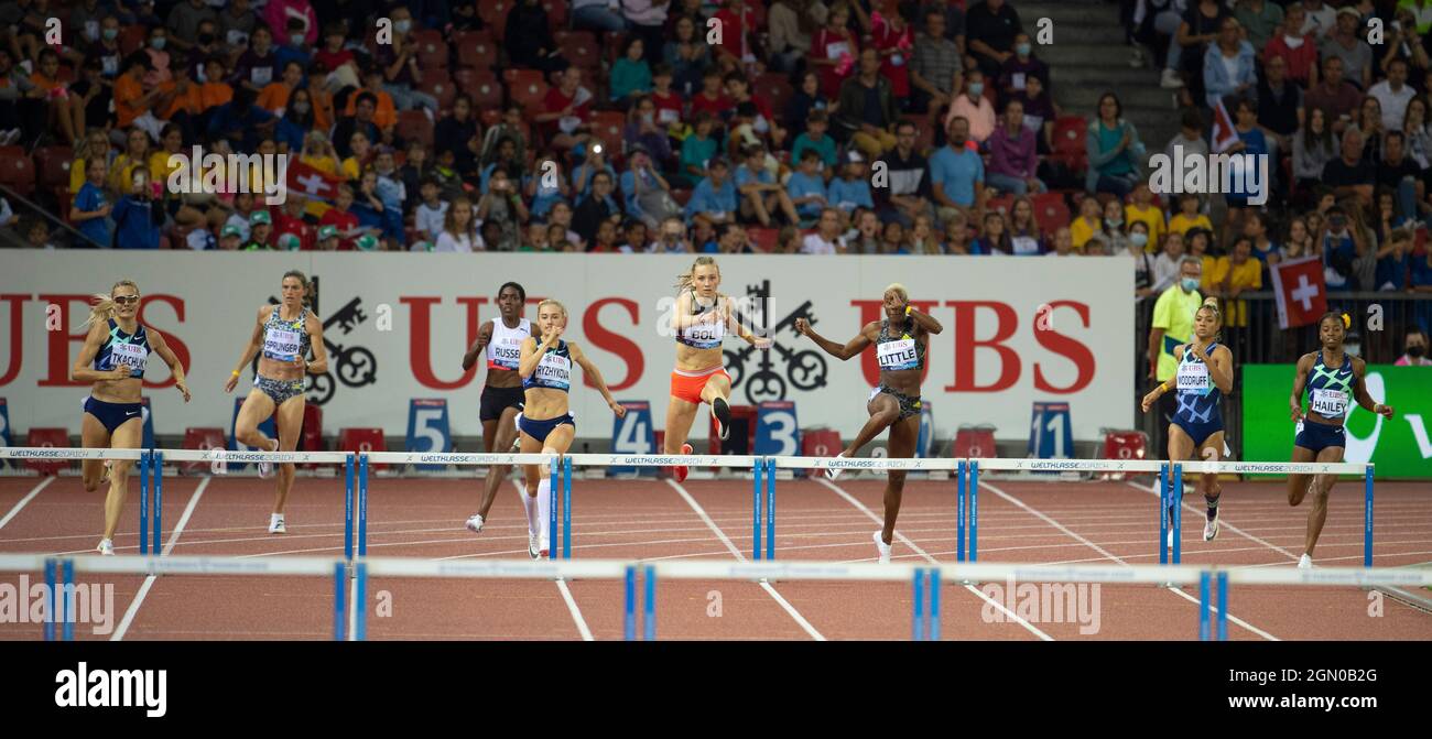 ZURICH - SWITZERLAND 8 SEP 21: Viktoriya Tkachuk, Lea Sprunger, Janieve ...