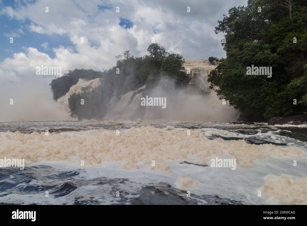 Canaima Lagoon waterfalls at river Carrao in Venezuela Stock Photo - Alamy