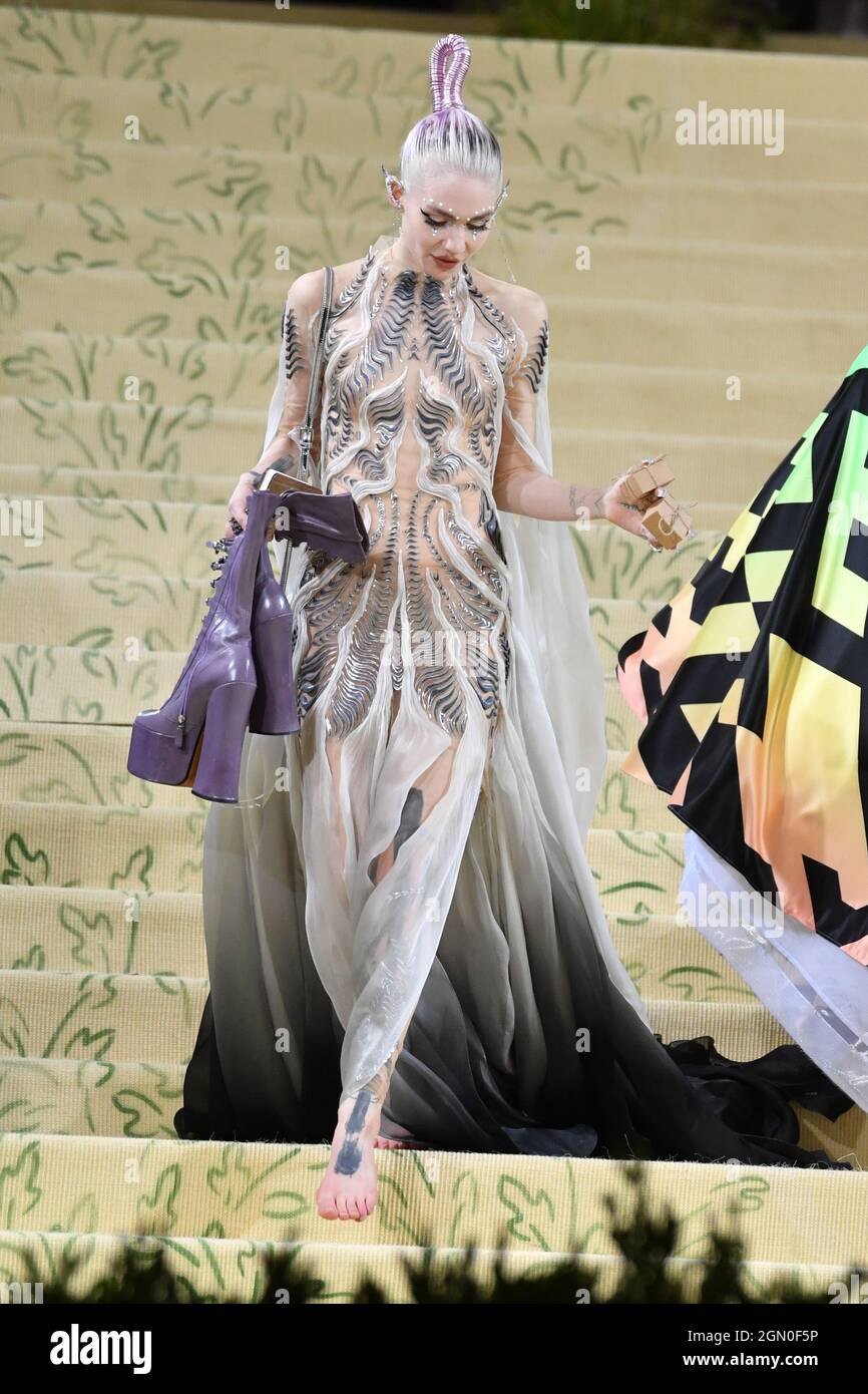 Grimes attends The 2021 Met Gala Celebrating In America: A Lexicon Of ...