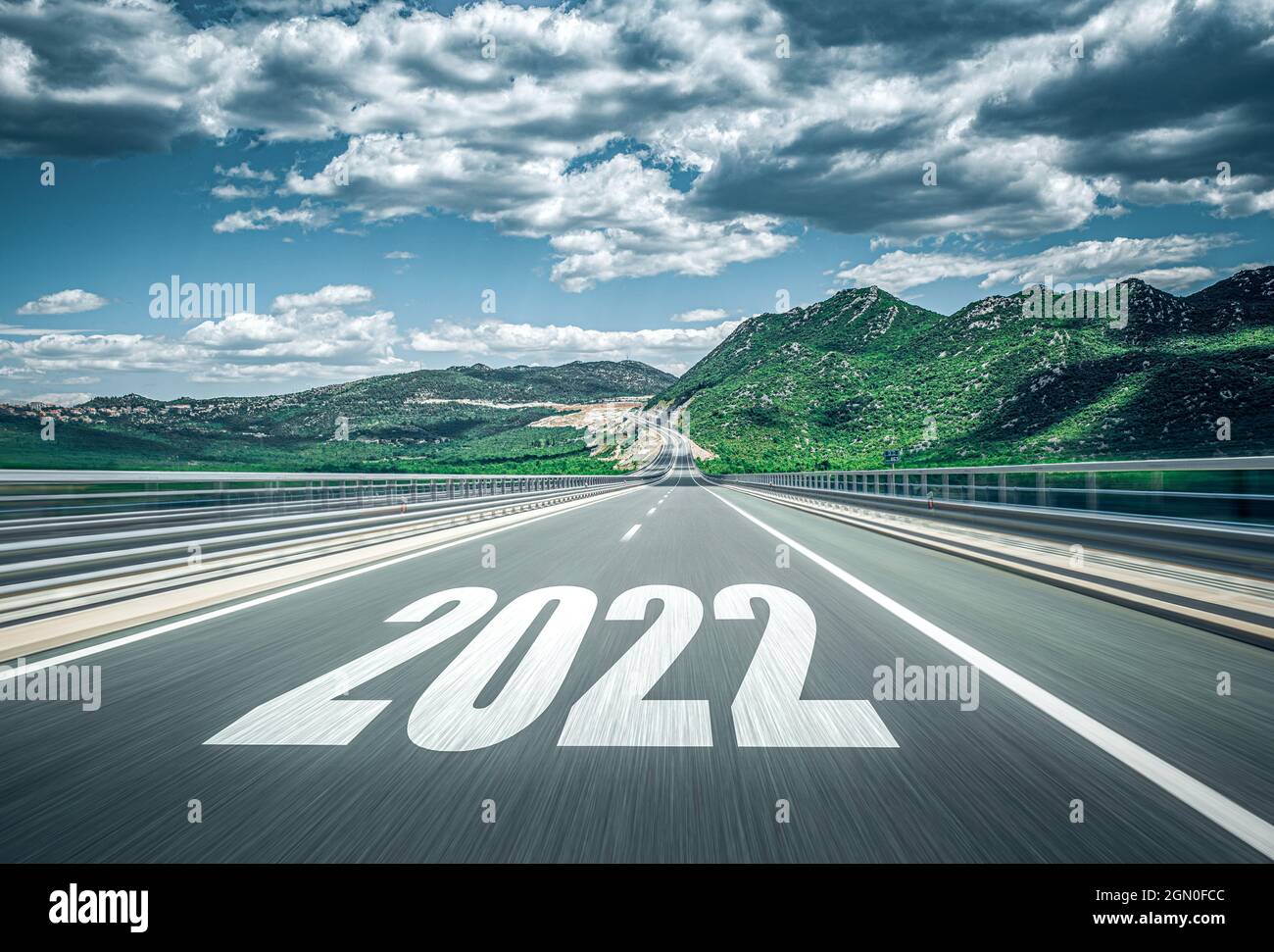 2022 2023 2024 road hi-res stock photography and images - Alamy