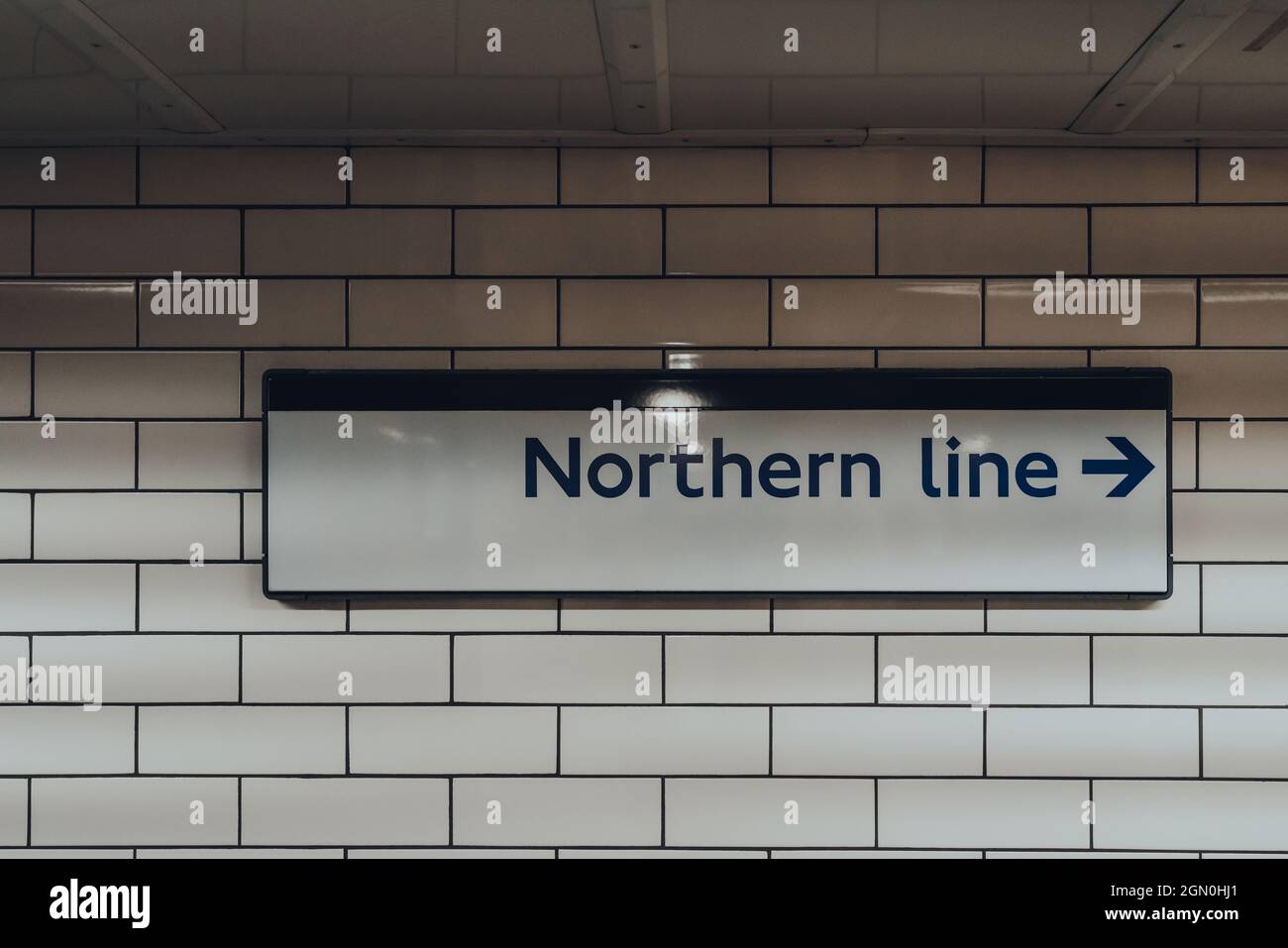 London, UK - September 03, 2021: Direction sign towards the Northern ...