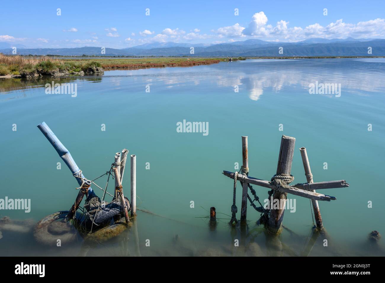 Boat mooring posts hi-res stock photography and images - Alamy