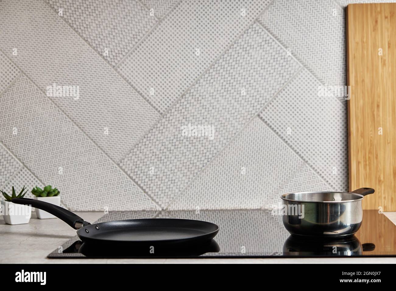 Kitchen panel hi-res stock photography and images - Alamy
