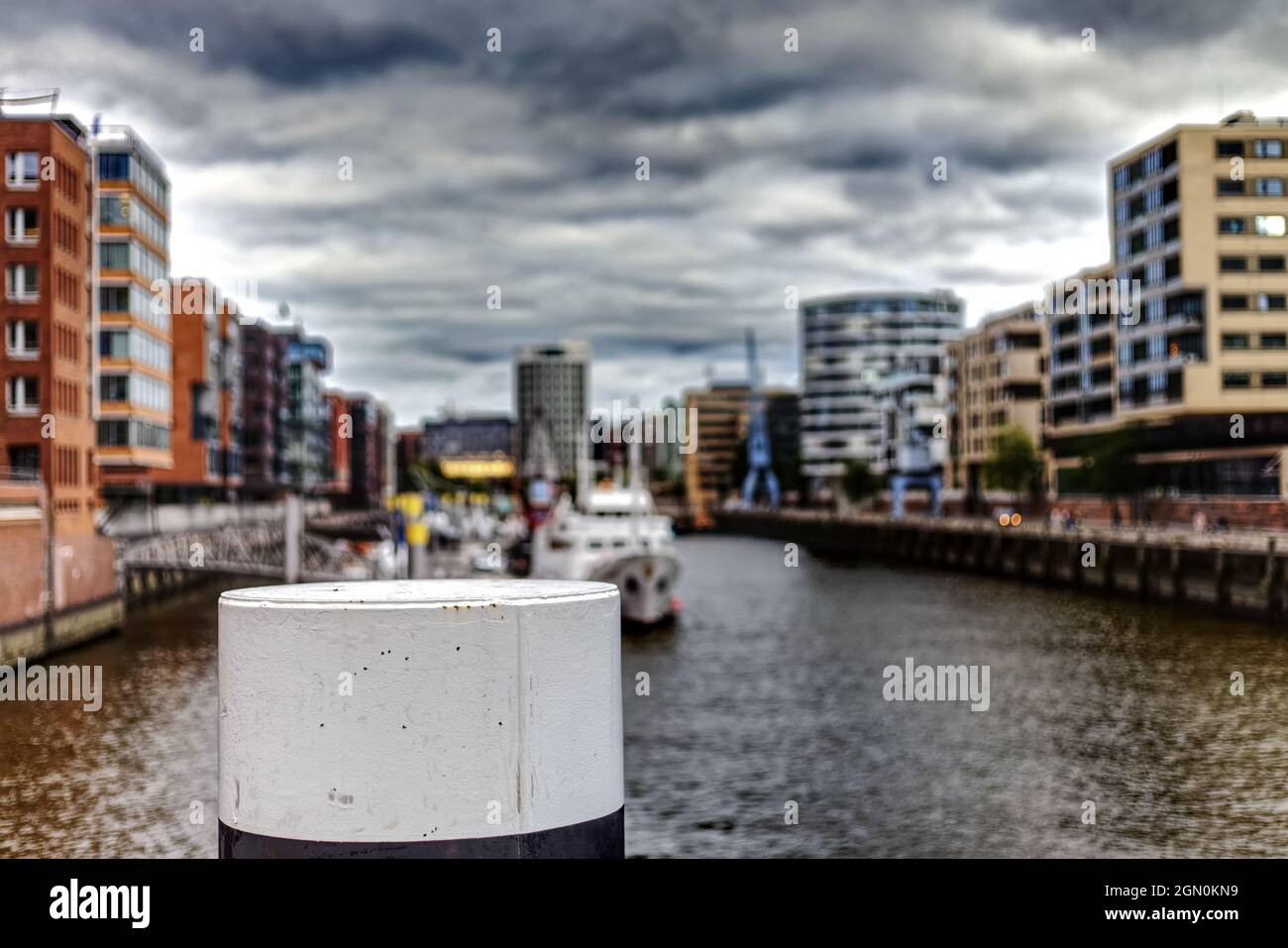 Front of vessel hi-res stock photography and images - Alamy