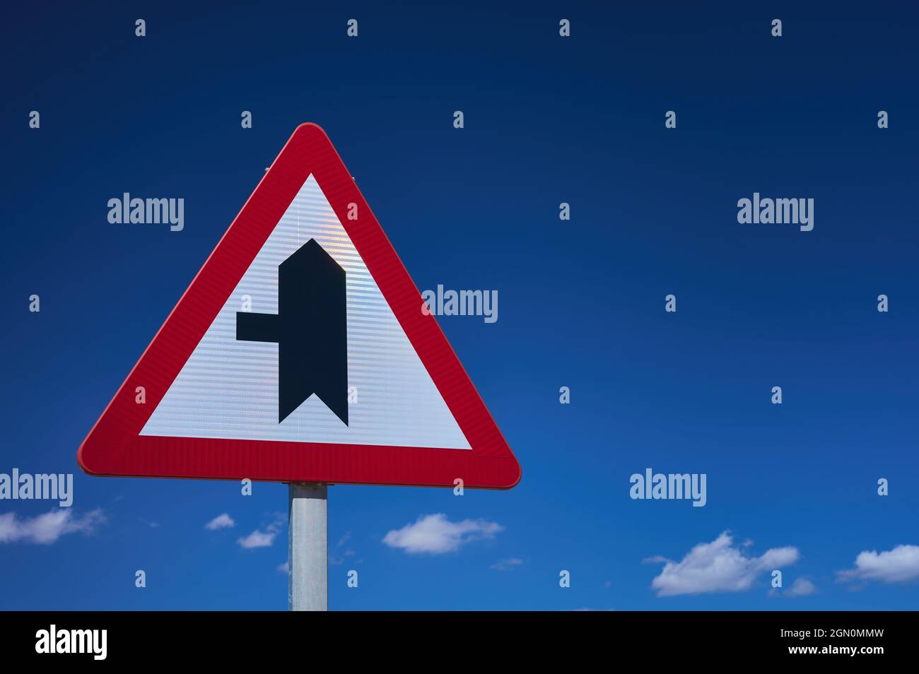 Crossroads sign hi-res stock photography and images - Alamy