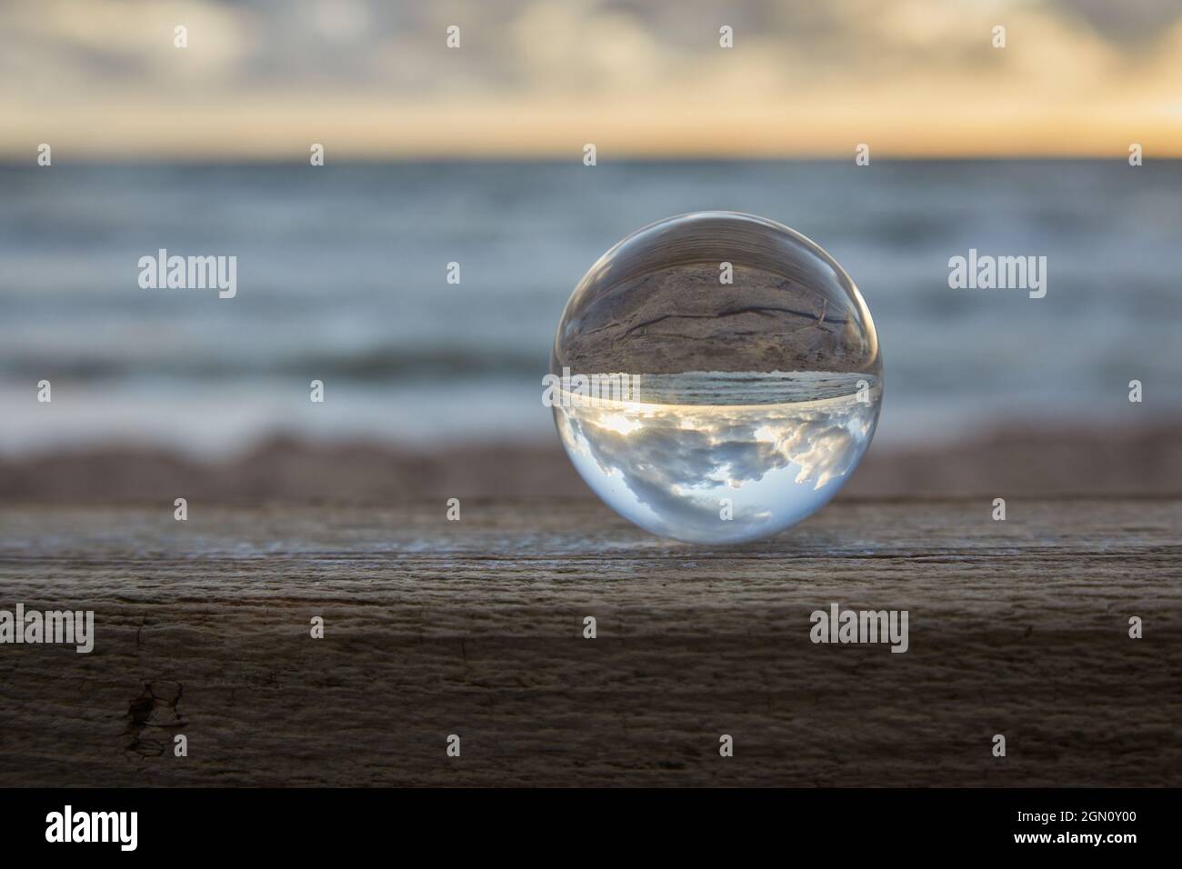 Magic sphere. Fortune teller, mind power concept. Crystal Ball ...