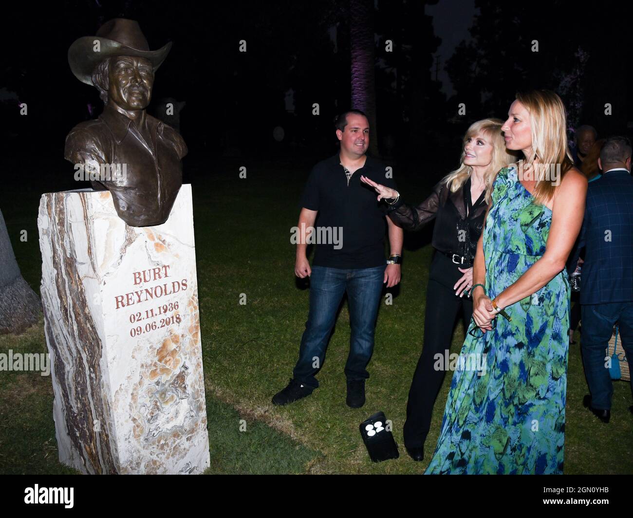 Caroline burt hi-res stock photography and images - Alamy