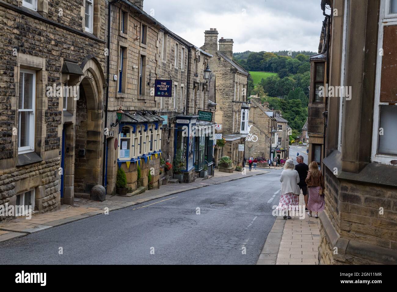 Pateley bridge main street hi-res stock photography and images - Alamy