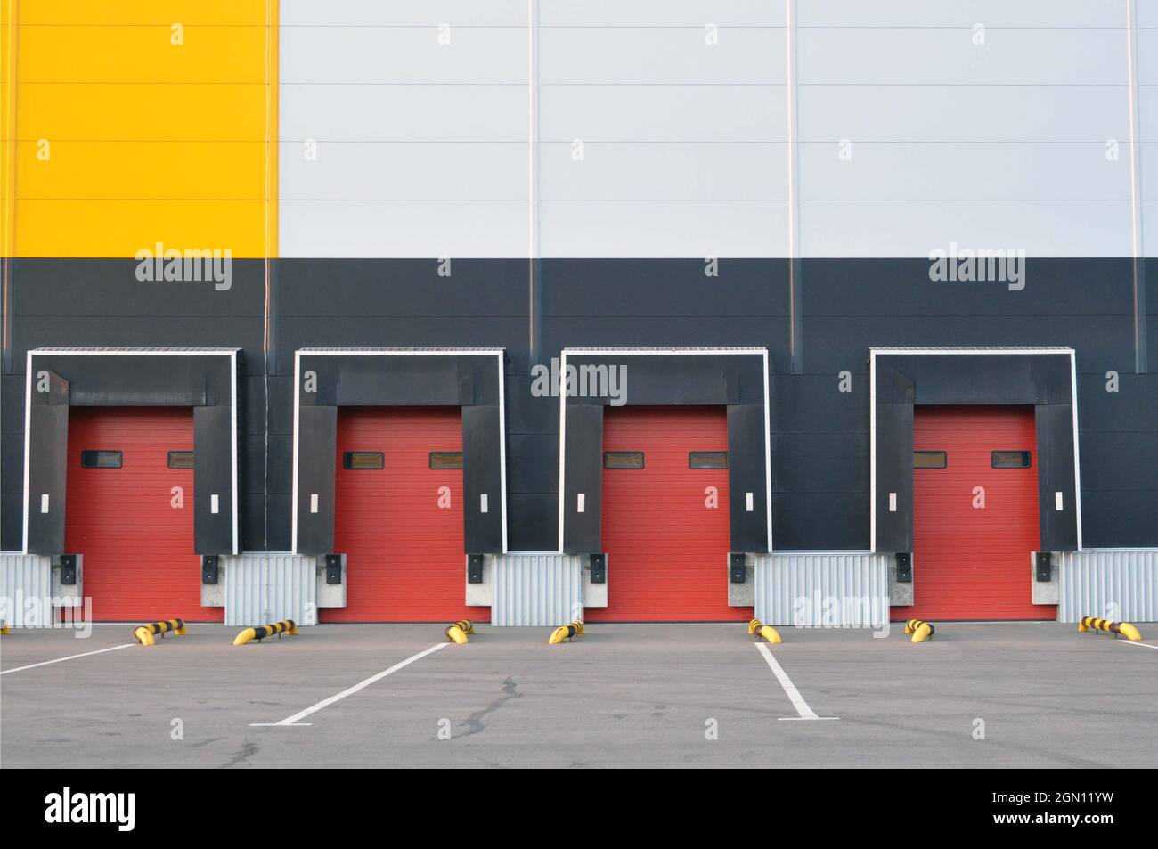 Loading area with roller shutter gates of a large distribution ...