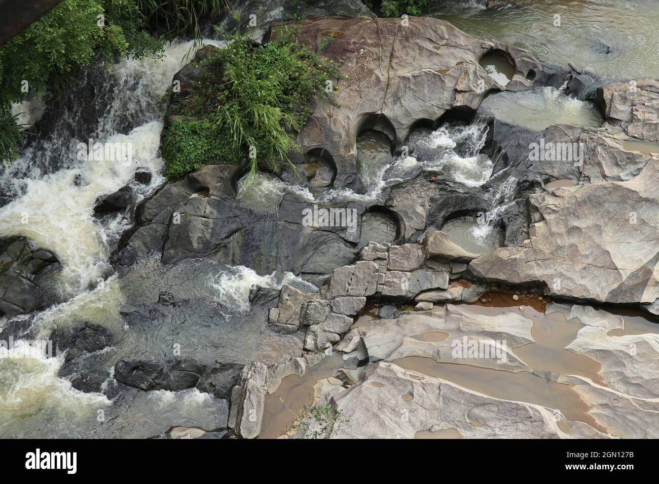Abstract view eroded rock hi-res stock photography and images - Alamy
