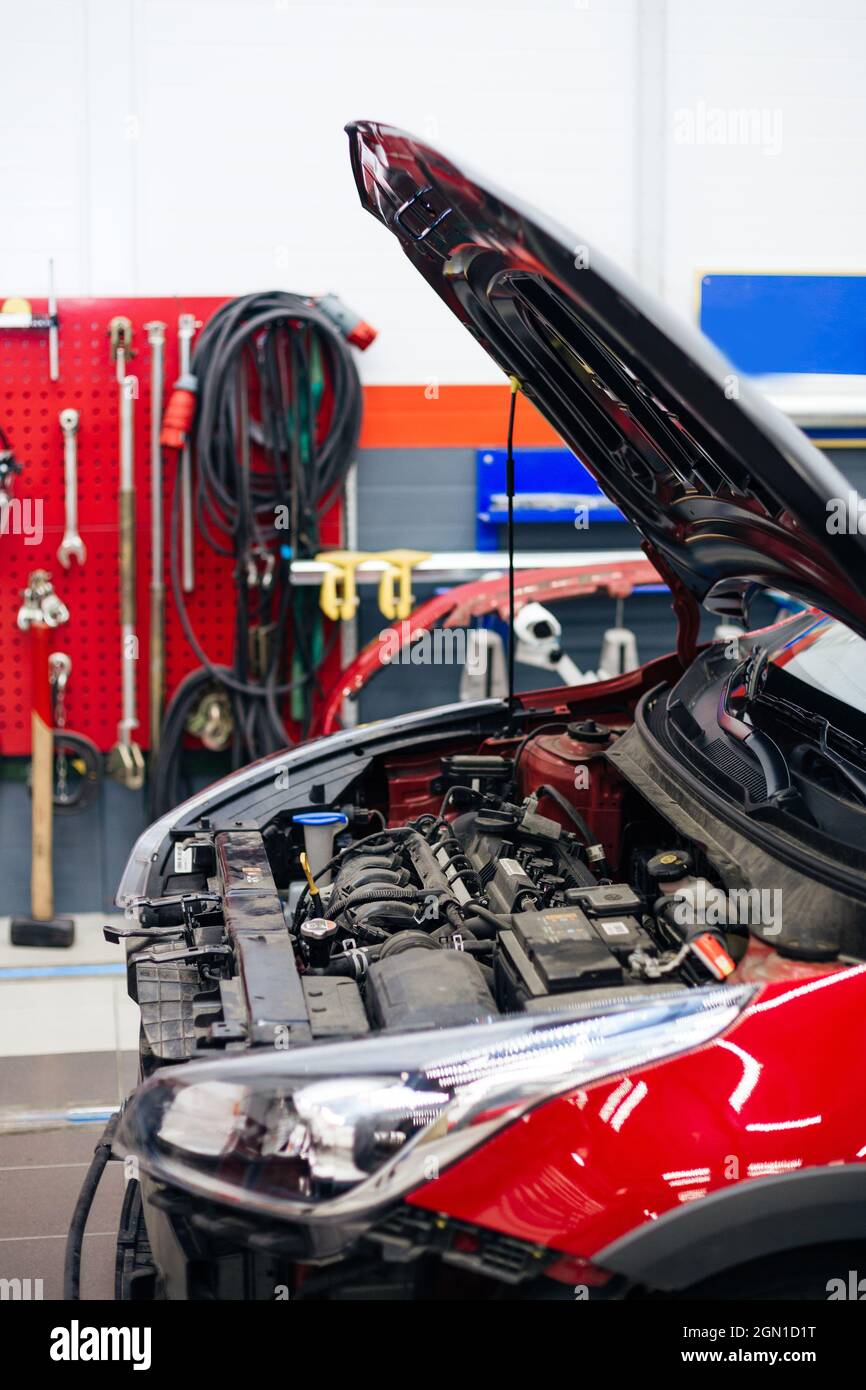 Motor service hi-res stock photography and images - Alamy