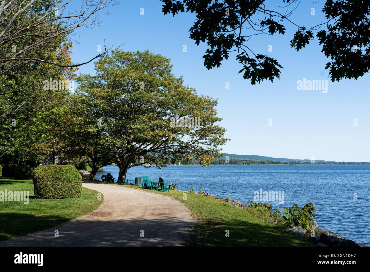 Lakeside way walk hi-res stock photography and images - Alamy
