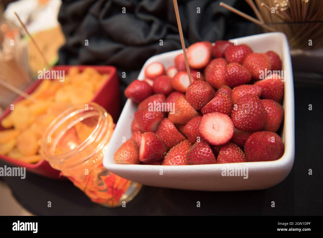 Fall strawberries hi-res stock photography and images - Alamy