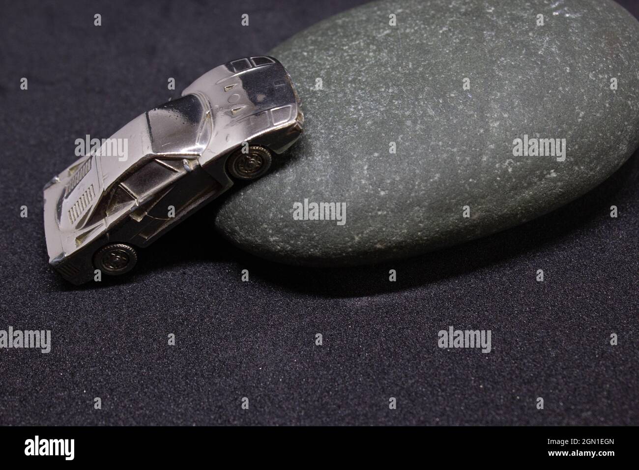 Power machines and wheels hi-res stock photography and images - Alamy