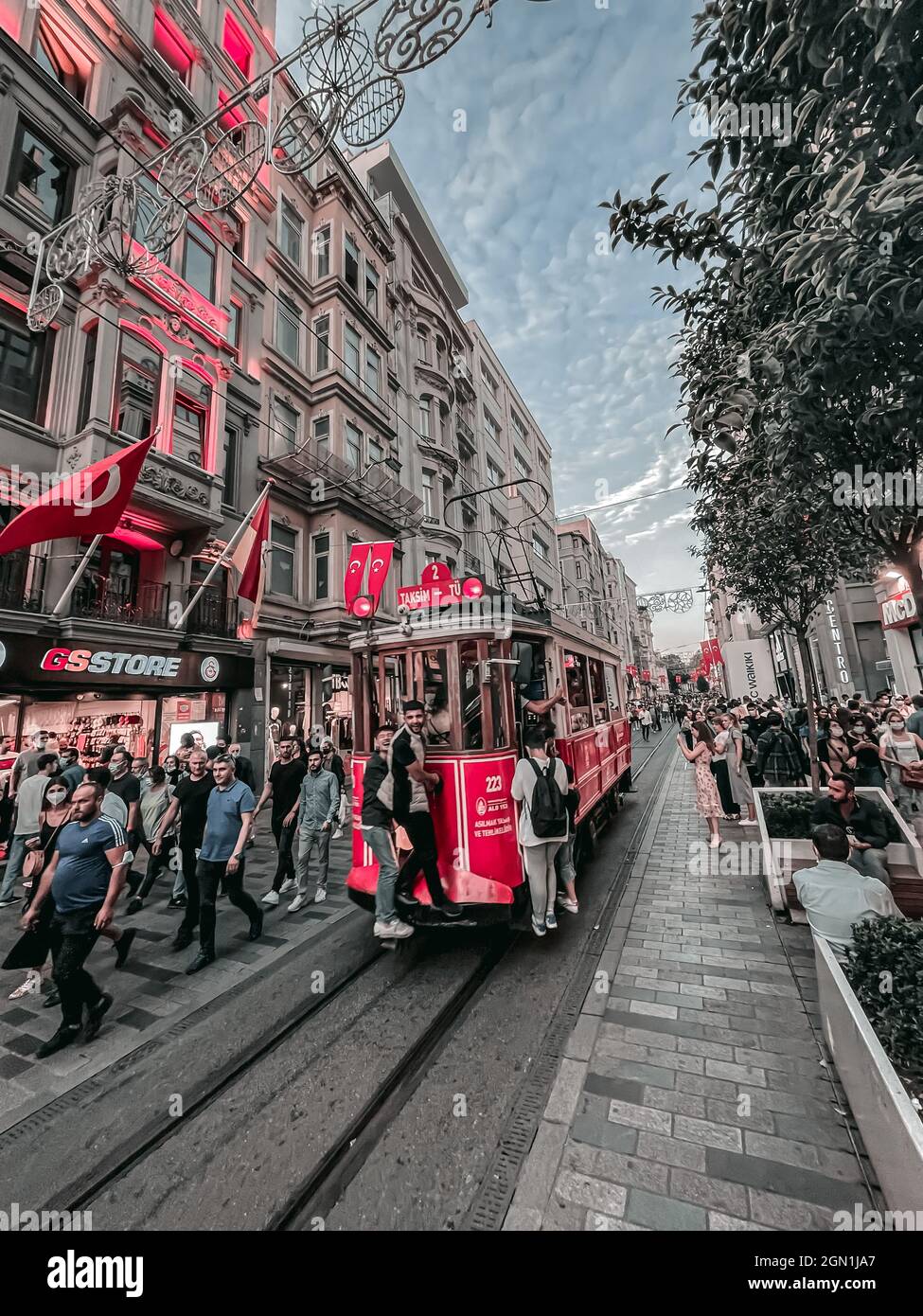 Istanbul, Turkey, Turkey. 17th Sep, 2021. Daily Life in Turkey ...