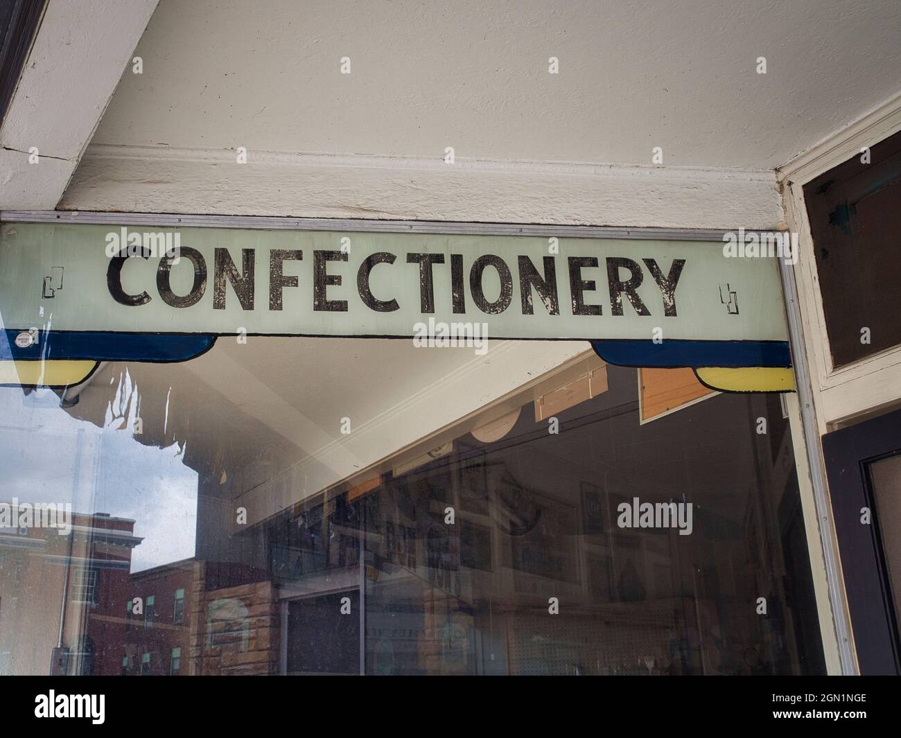 1960s advertising sign hi-res stock photography and images - Alamy