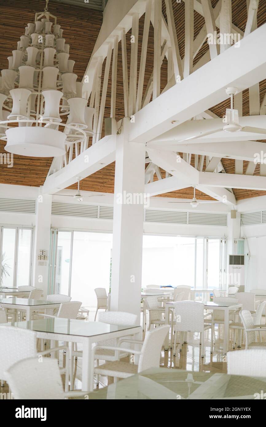 White themed restaurant hi-res stock photography and images - Alamy