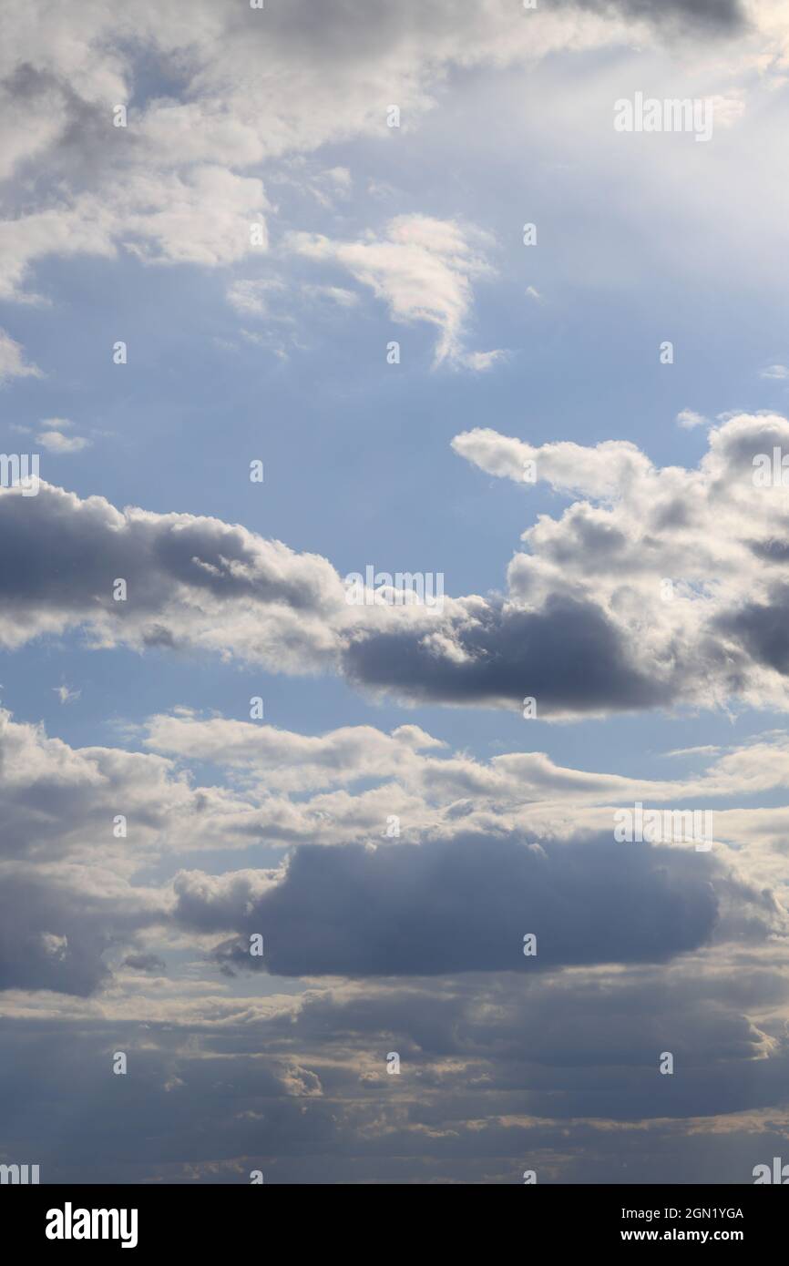 Lilac clouds hi-res stock photography and images - Alamy