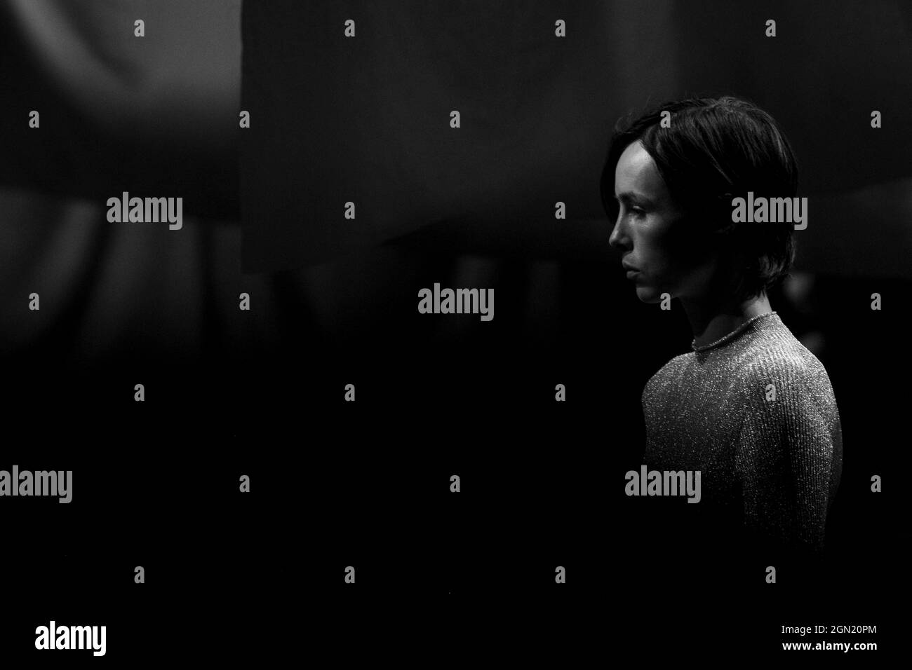 Edie campbell model Black and White Stock Photos & Images - Alamy