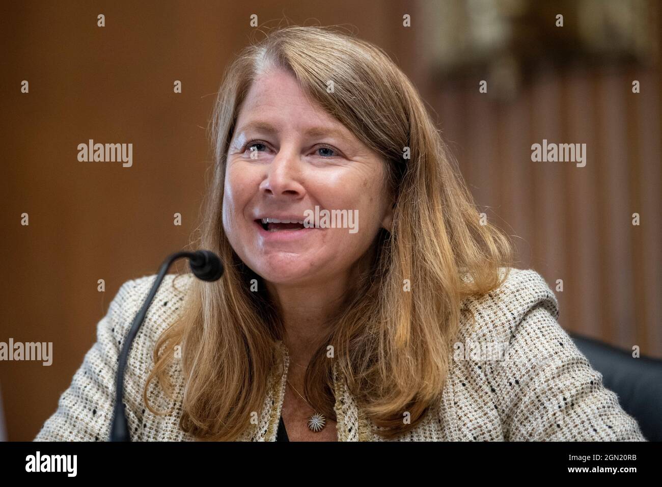 Laura daniel davis hi-res stock photography and images - Alamy