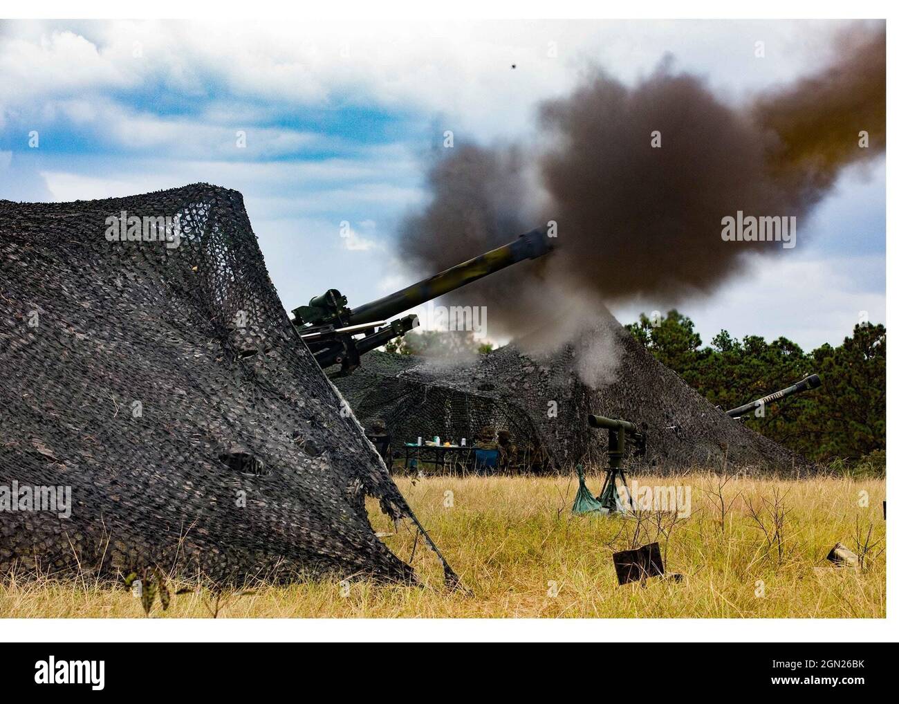 Paratroopers assigned to the 1st Battalion, Airborne Field Artillery ...
