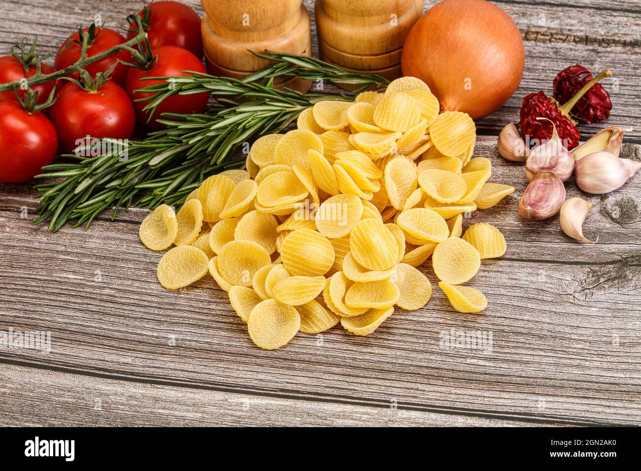Raw durum wheat Italian pasta - Orecchiette for cooking Stock Photo - Alamy