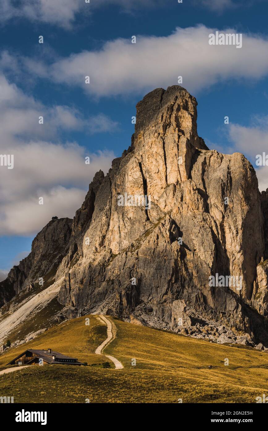ITALY. VENETO. DOLOMITES MOUNTAINS LISTED AS WORLD HERITAGE BY UNESCO ...