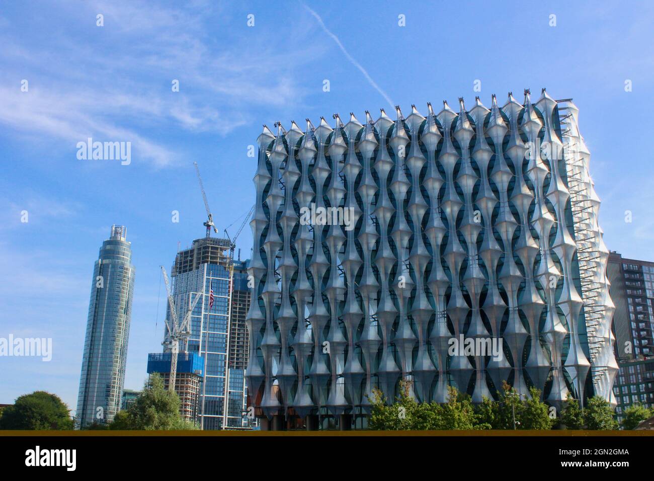 Detail of the new us embassy hi-res stock photography and images - Alamy