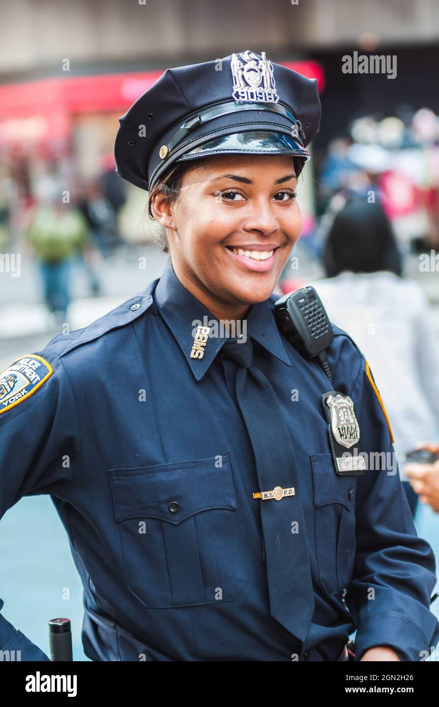 United states police uniforms hi-res stock photography and images - Alamy