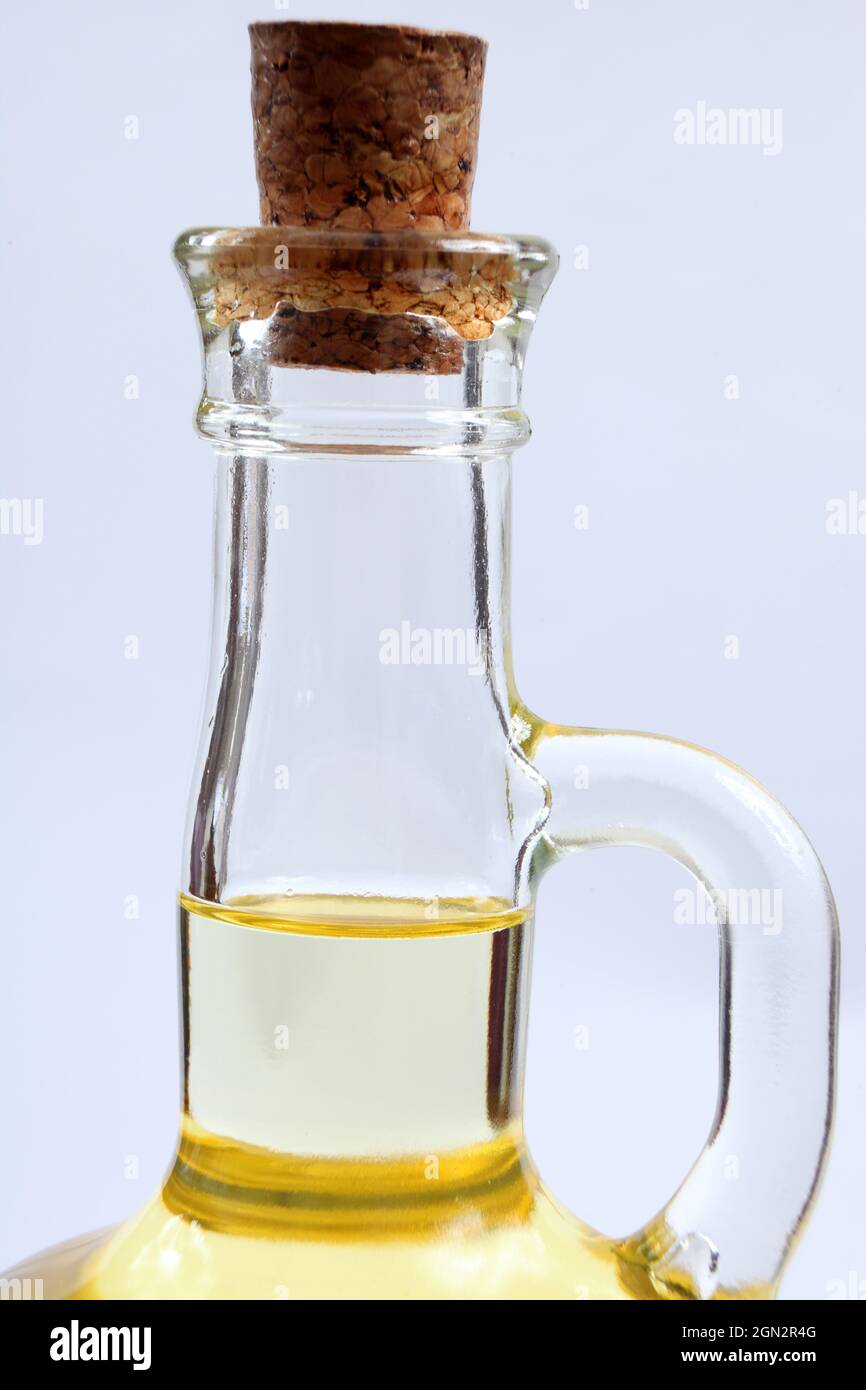 Sunflower oil in glass bottle Stock Photo - Alamy