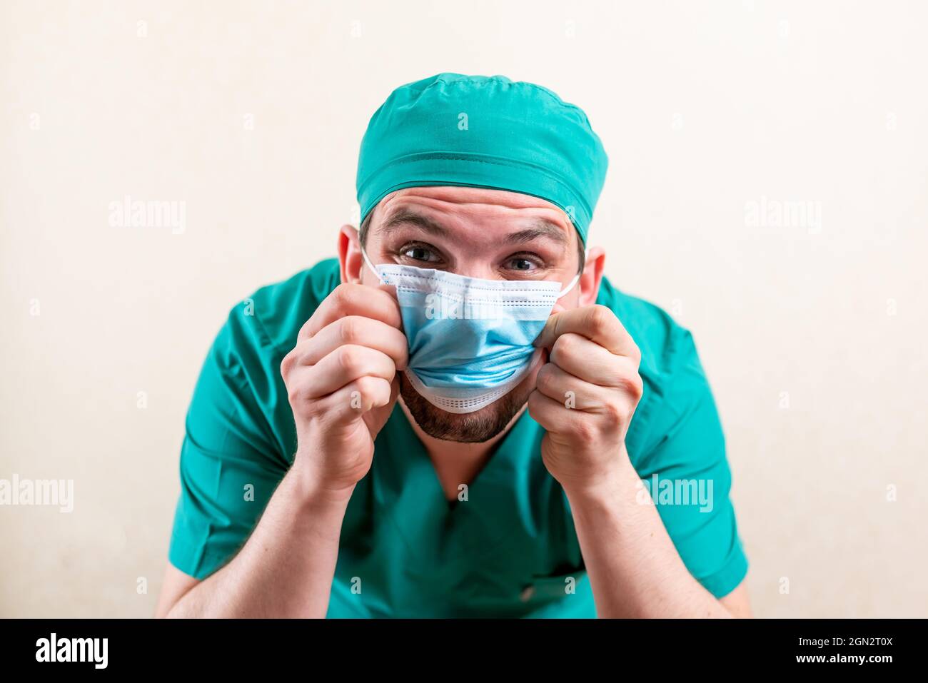Male student doctor in hospital hi-res stock photography and images - Alamy