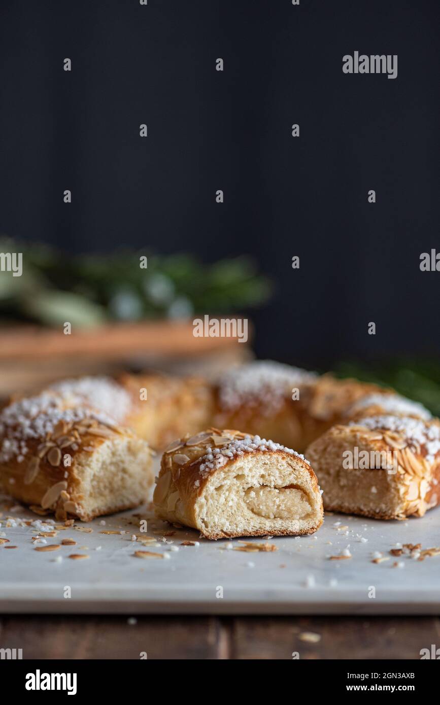 Three kings cake hi-res stock photography and images - Alamy