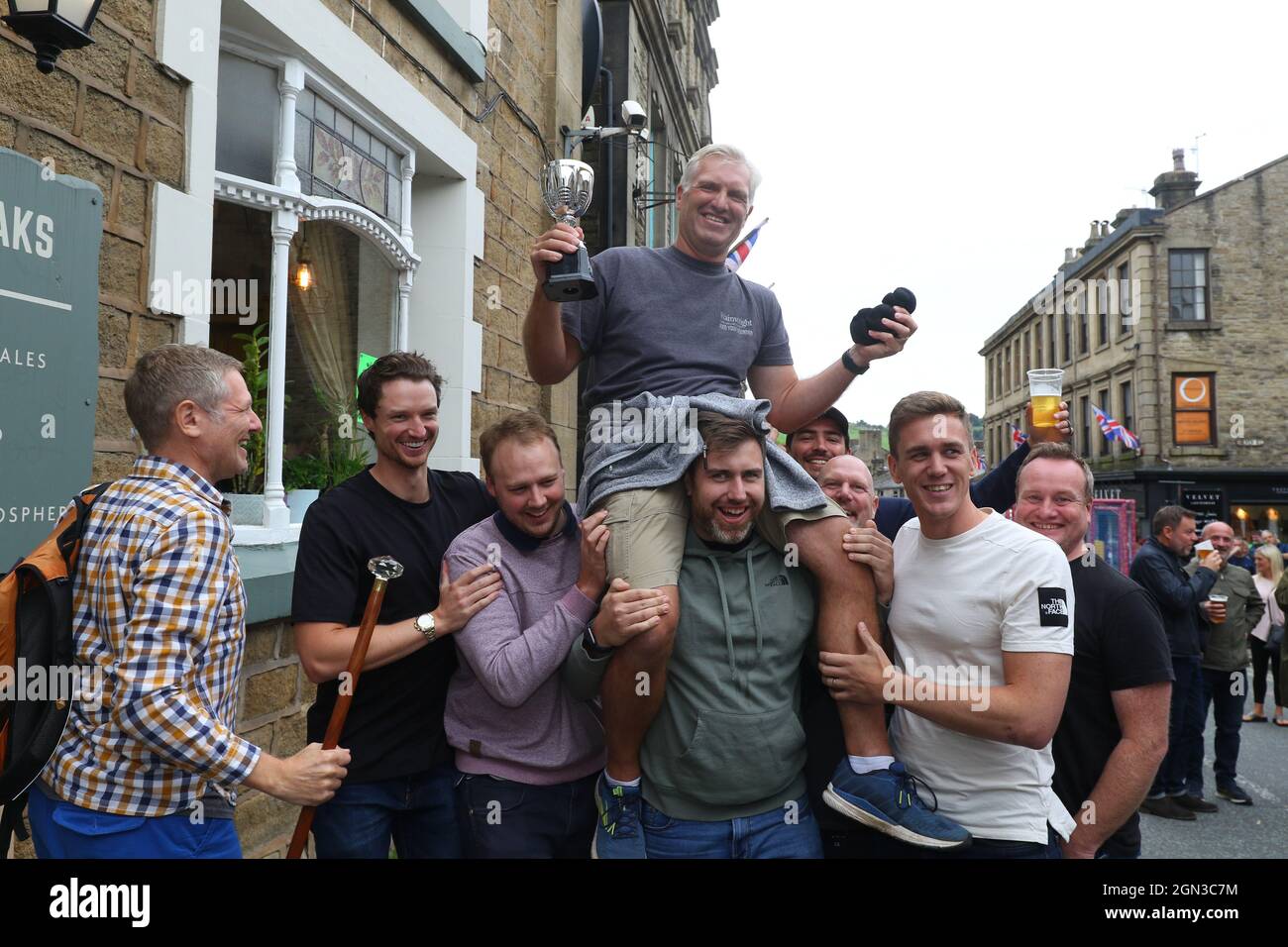 12 yorkshire puddings hi-res stock photography and images - Alamy