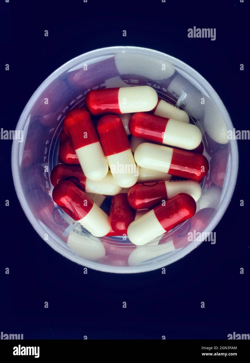 Antibiotics hi-res stock photography and images - Alamy