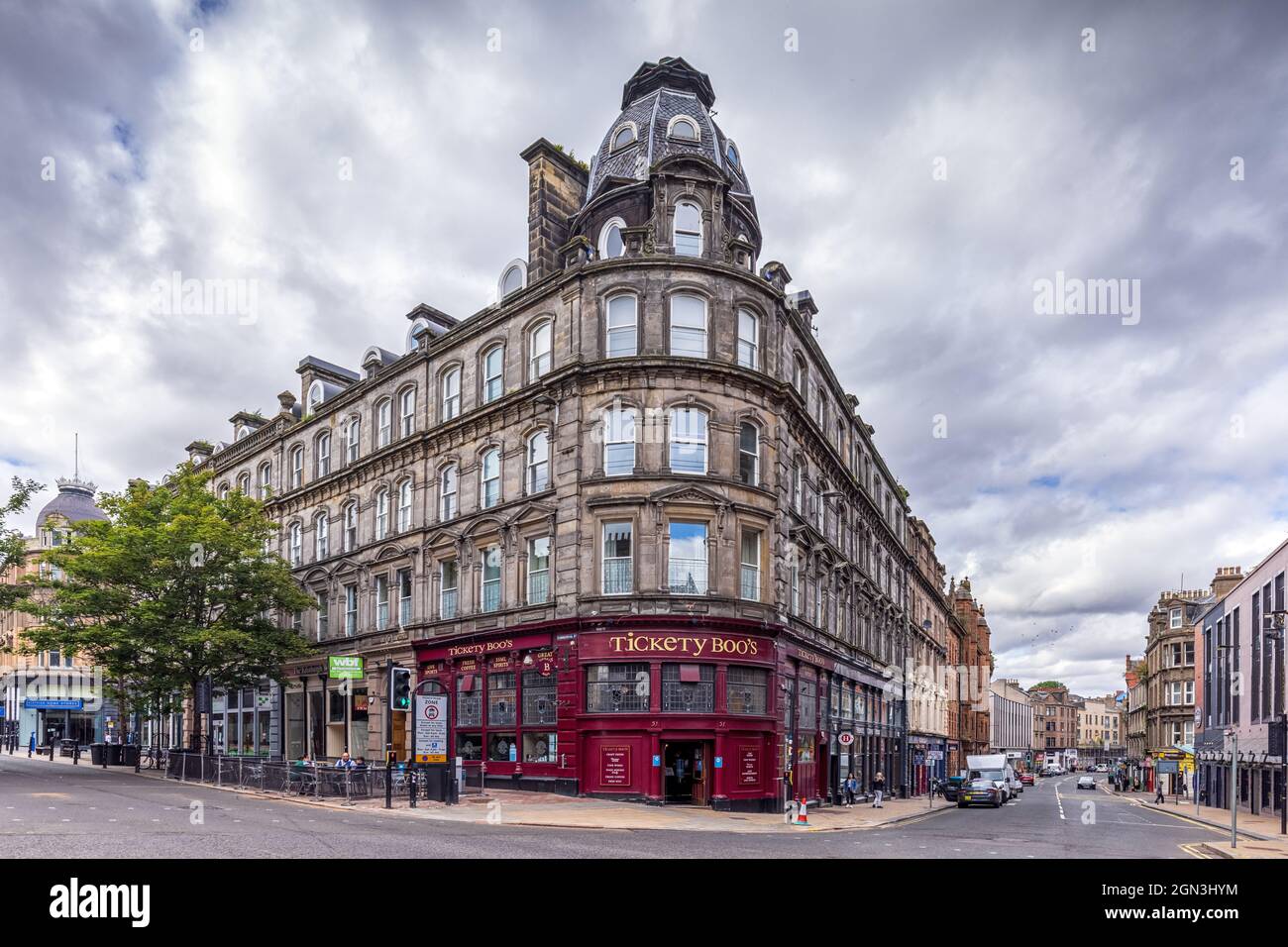 Dundee city centre hi-res stock photography and images - Alamy