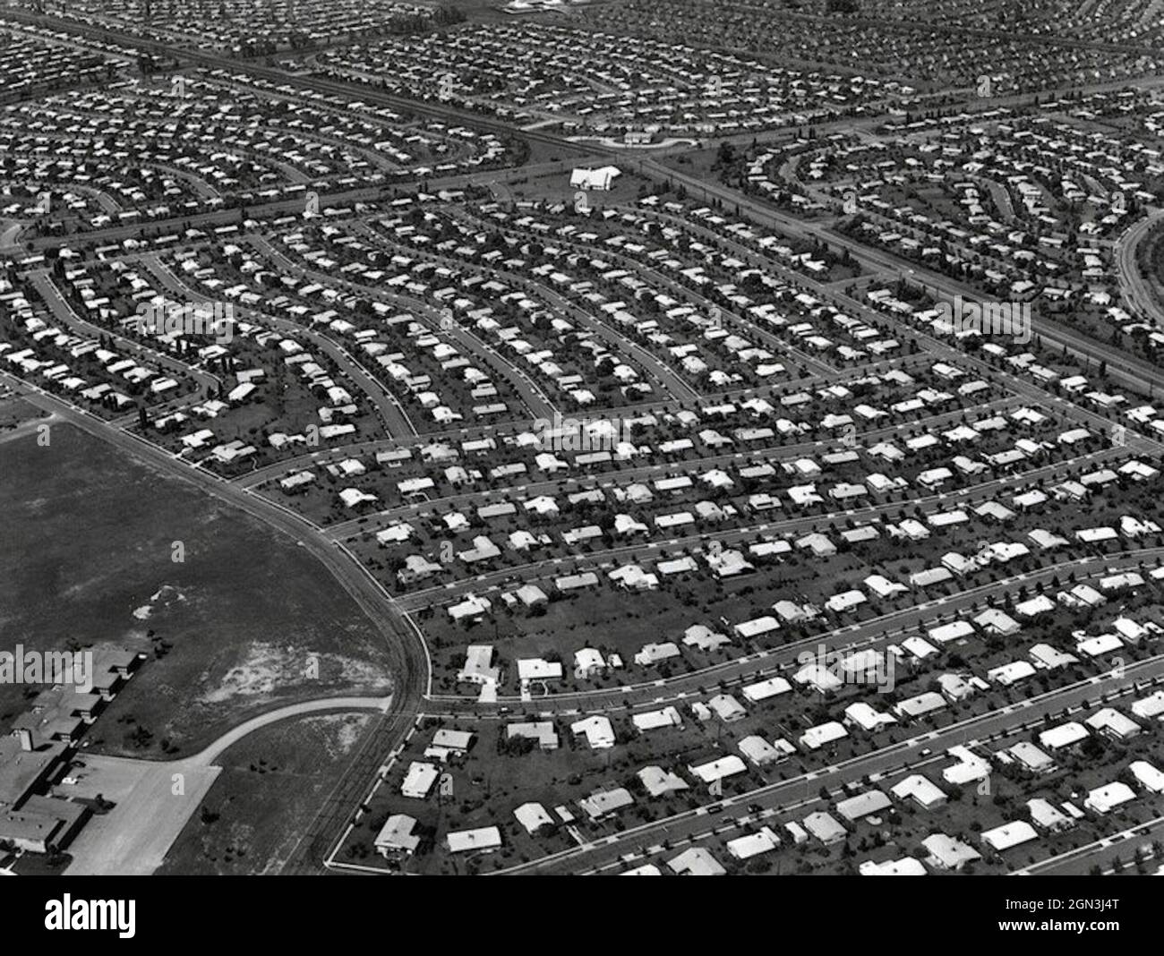 Levittown aerial hi-res stock photography and images - Alamy