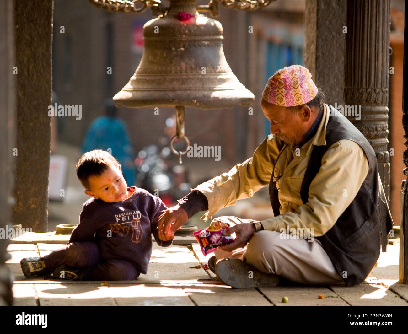Nepal family grandfather hi-res stock photography and images - Alamy