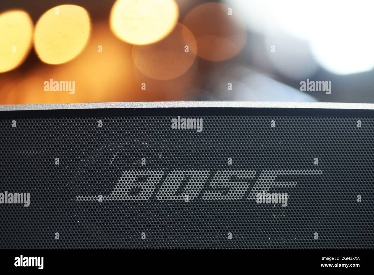 Bose corporation logo hi-res stock photography and images - Alamy