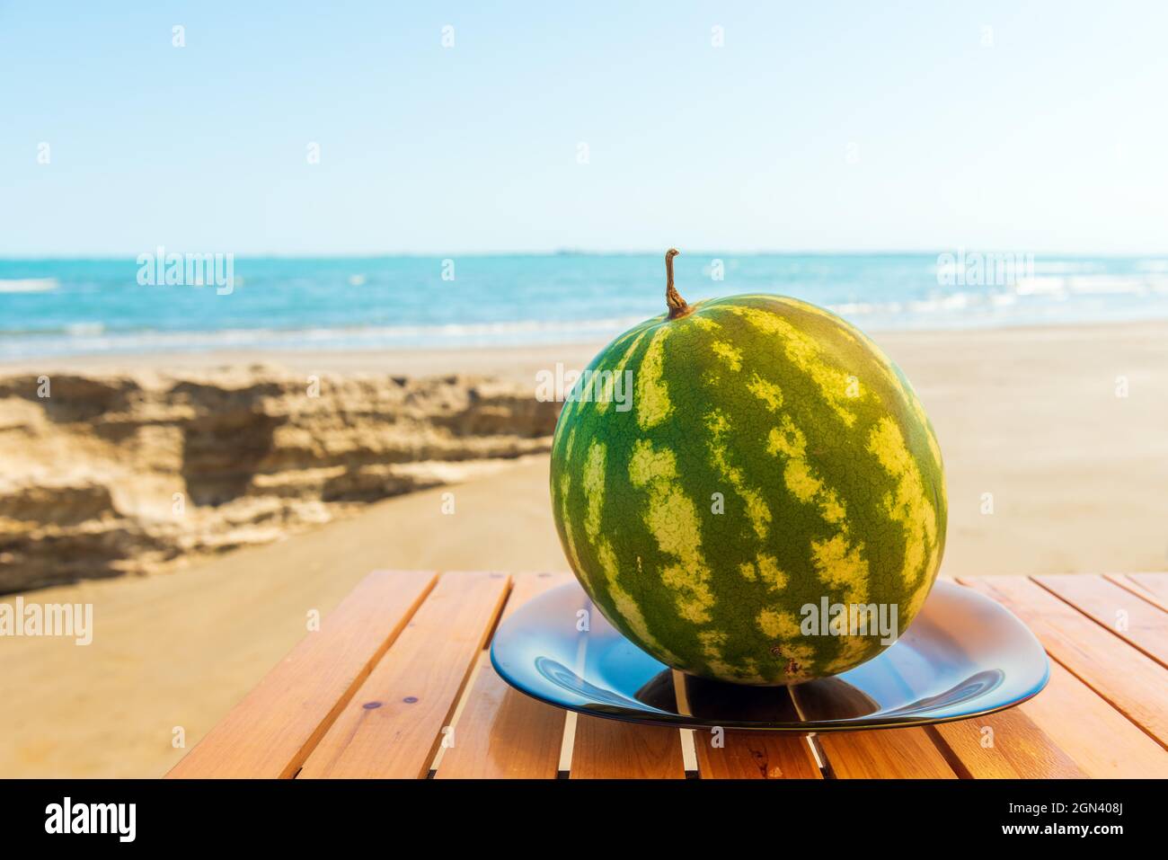 Exotic beach picnic hi-res stock photography and images - Alamy