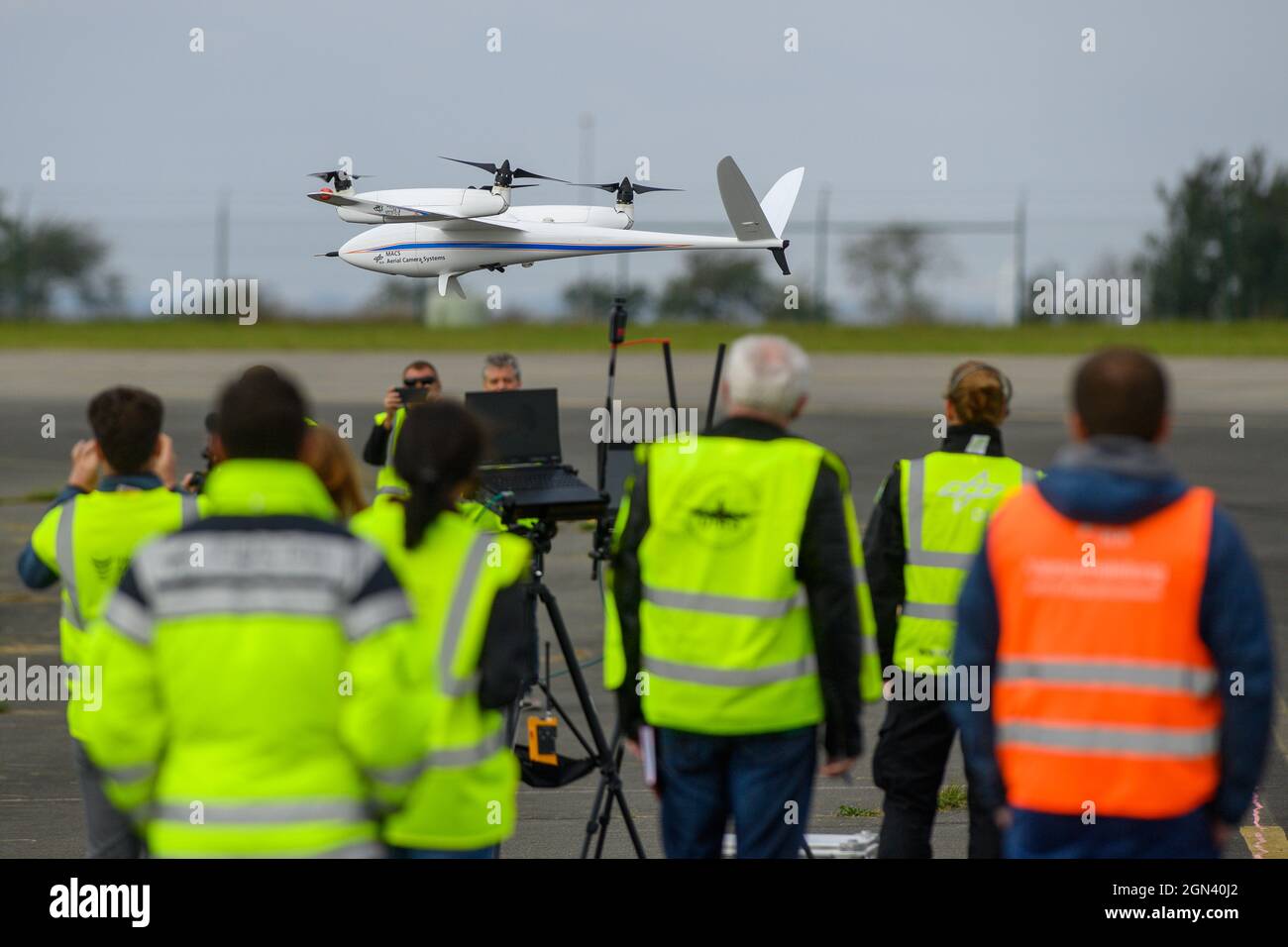 Cochstedt, Germany. 22nd Sep, 2021. A drone lands at the National Test ...