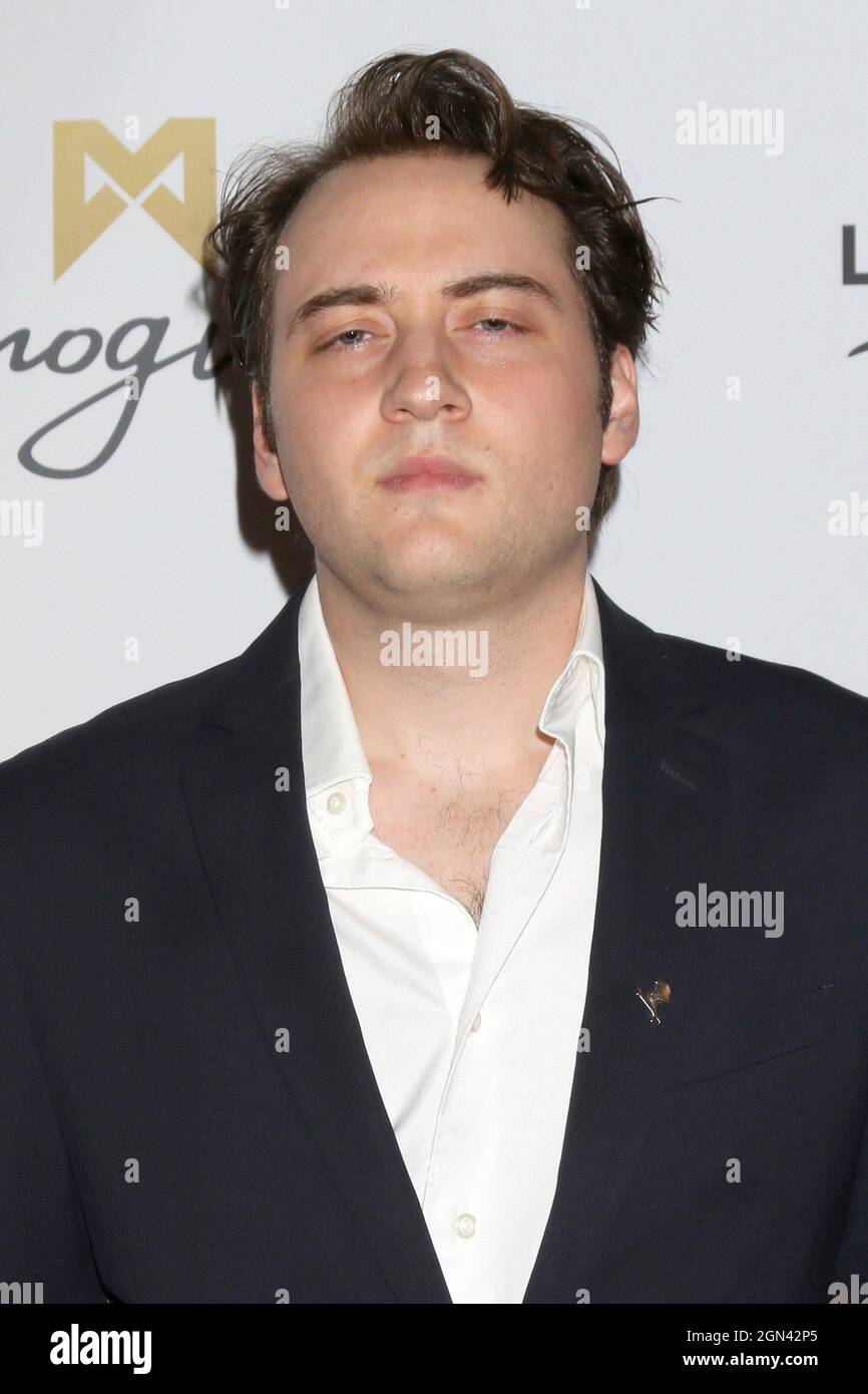 Los Angeles, CA. 21st Sep, 2021. Oliver Scott at arrivals for REBOOT ...