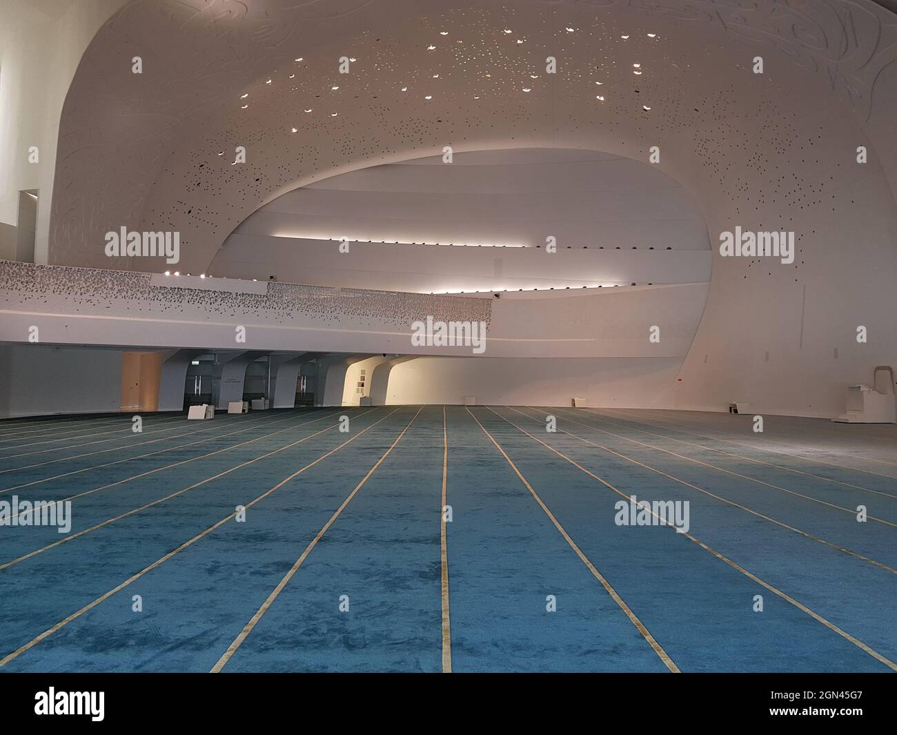 Beautiful architecture of Qatar Foundation Mosque inside view ...