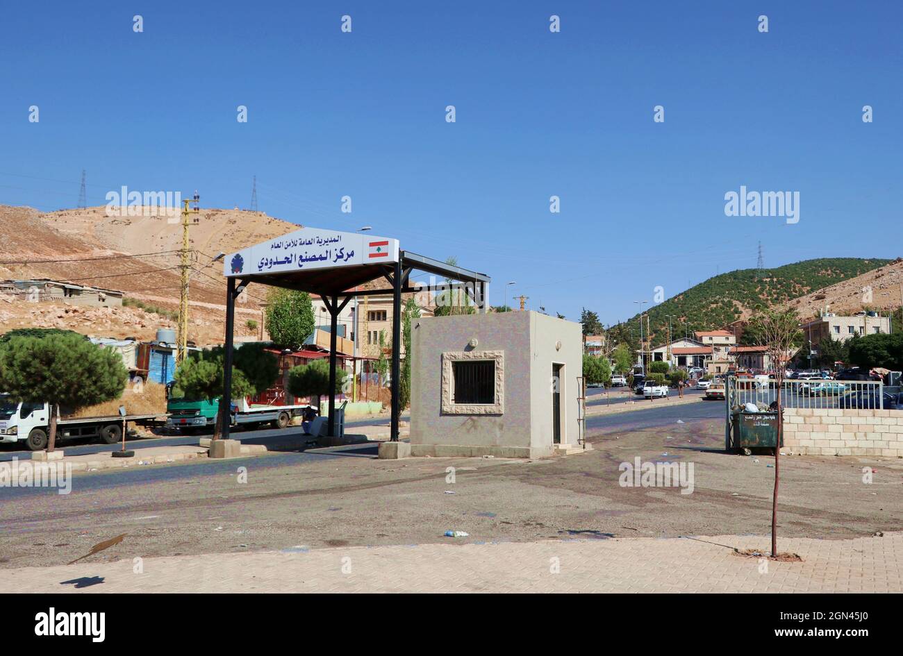 Masnaa border crossing checkpoint, Majdal Anjar, Bekaa Governorate ...