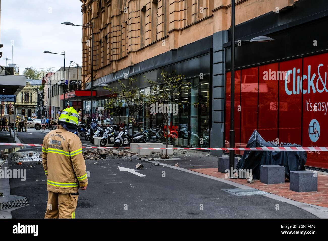 Melbourne, Australia. 22nd Sep, 2021. Fireman standing and assessing ...