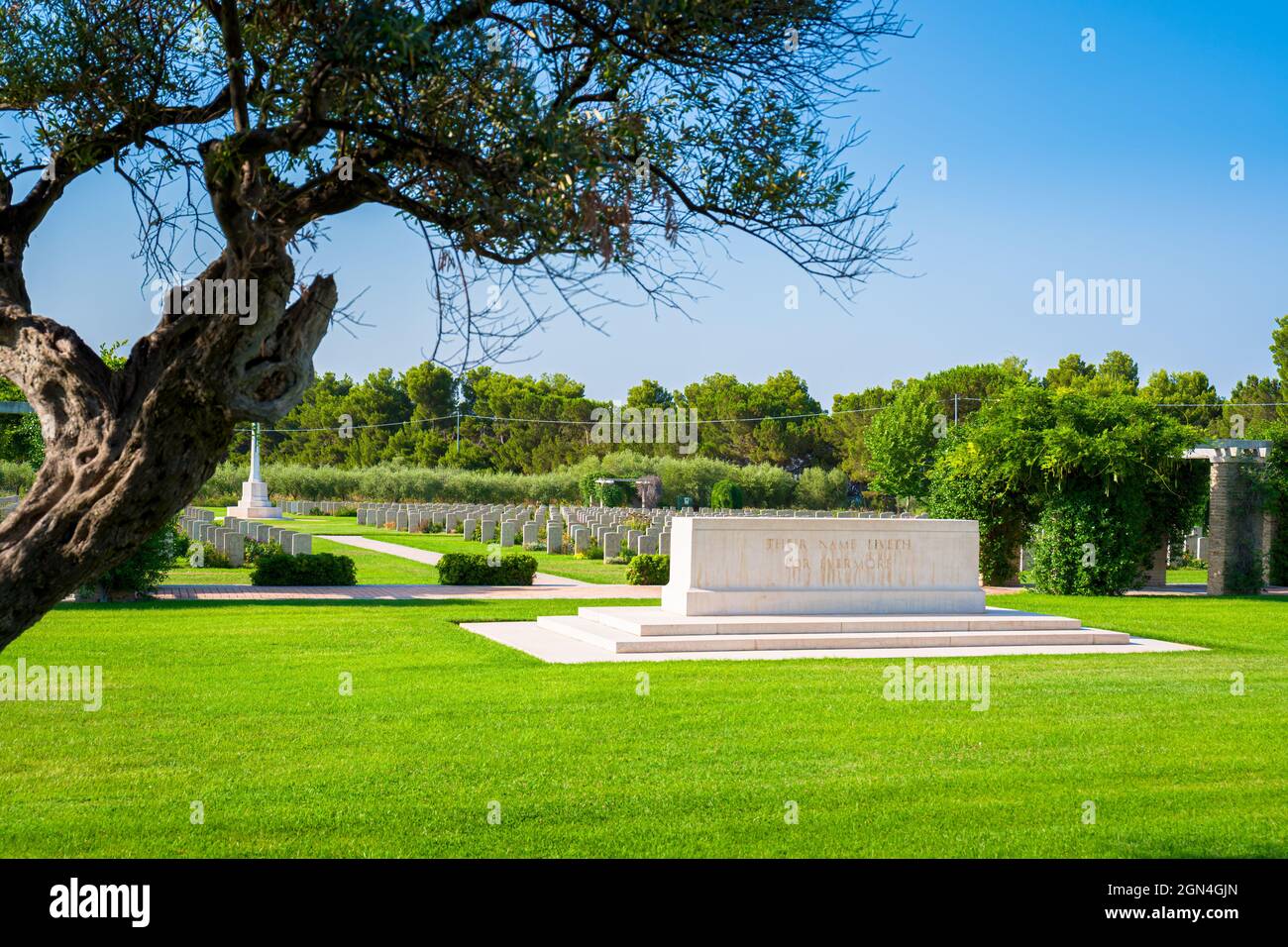 Moro River Canadian War Cemetery, San Donato, Ortona Stock Photo - Alamy