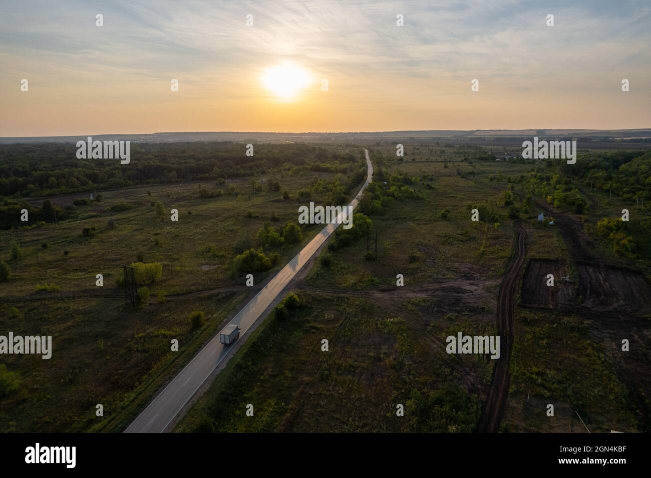 Sunset highway hi-res stock photography and images - Alamy